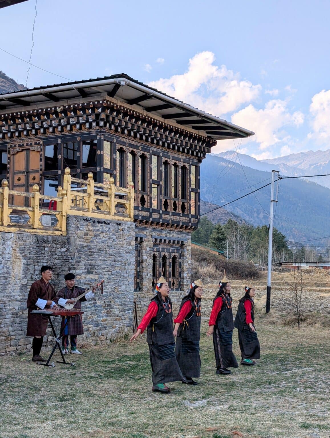 How To Visit The Kingdom Of Bhutan And What To See - Sea2Peak Hiking ...